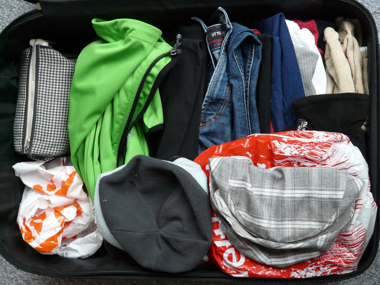 How To Pack For A Multi-Climate Trip - ExploreTravelConnect
